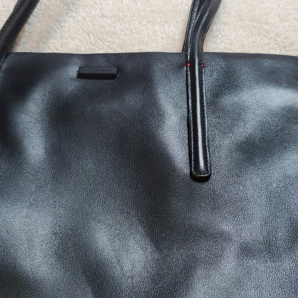 Francesco Biasia Black Leather Evolution Purse - Gem